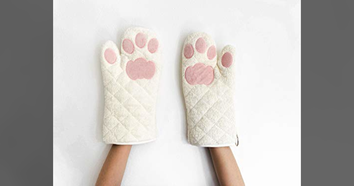 List: Cute Cat-Themed Oven Mitts for Cat Lovers
